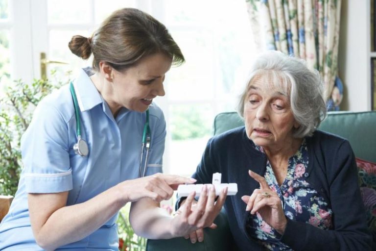 Home Care Workers: What Benefits Do They Provide? - Call4SeniorSavings